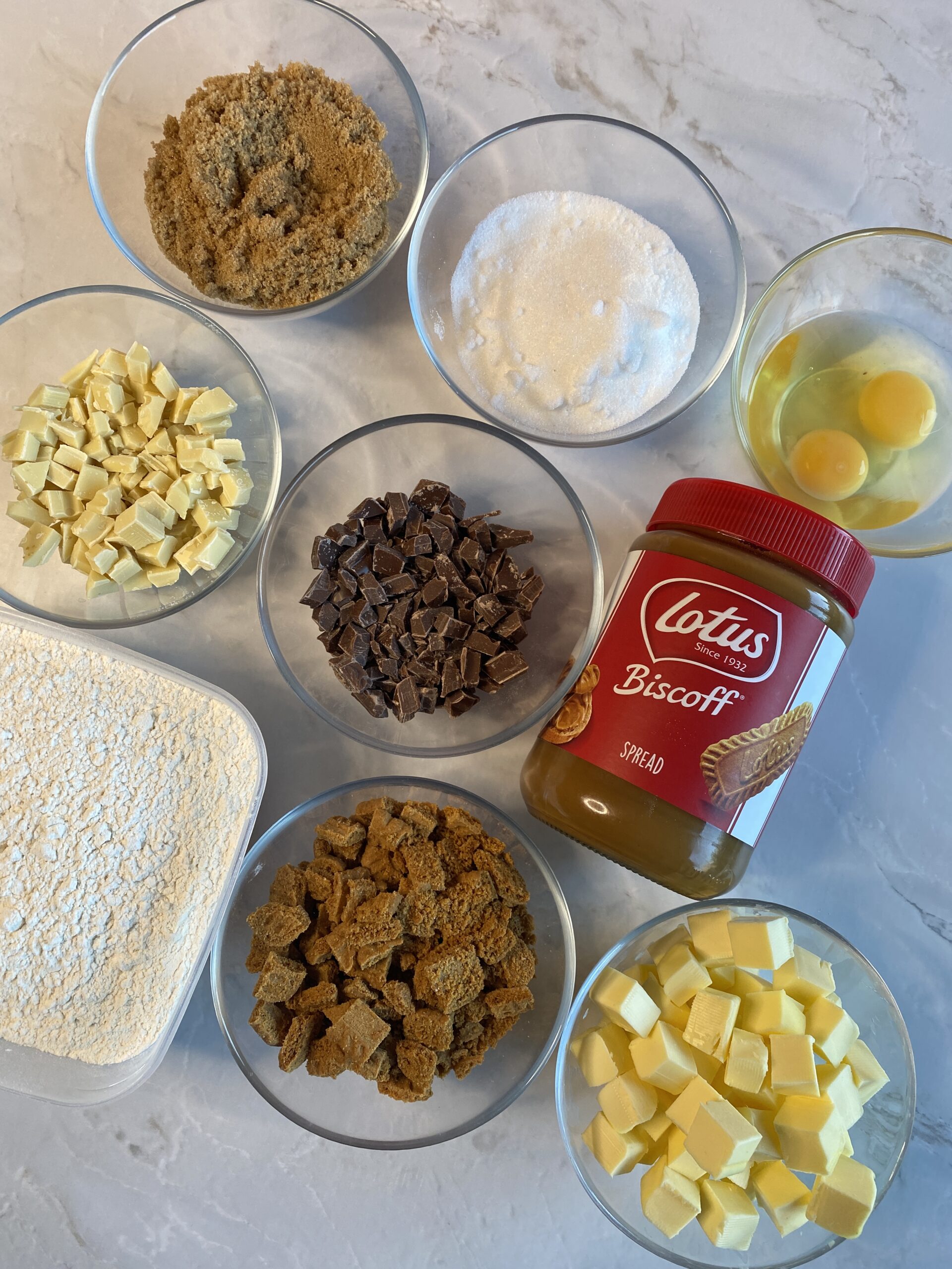 Chunky Biscoff Stuffed Cookies - Sab's Bakes